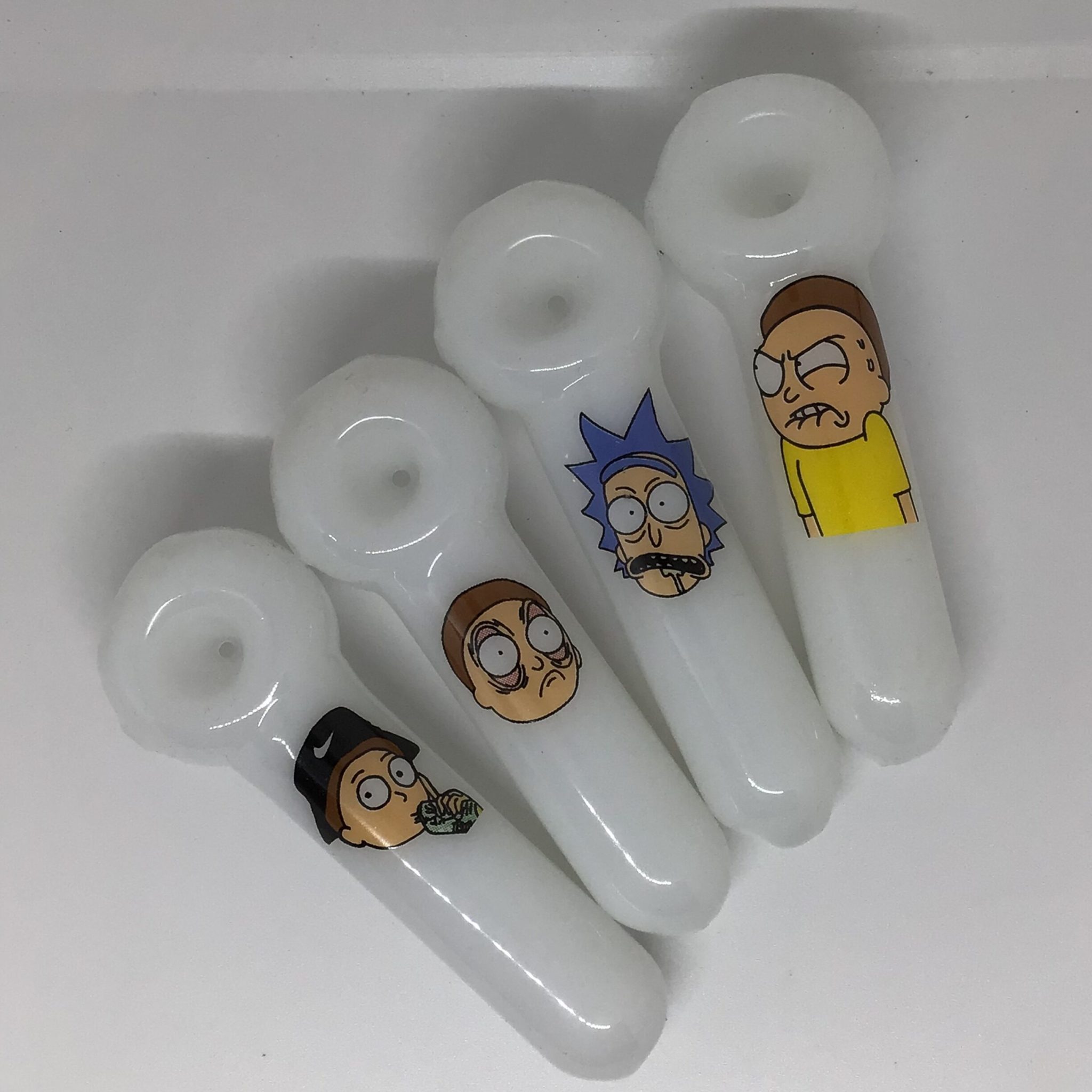 PIPA PYREX RICK Y MORTY – Makeda